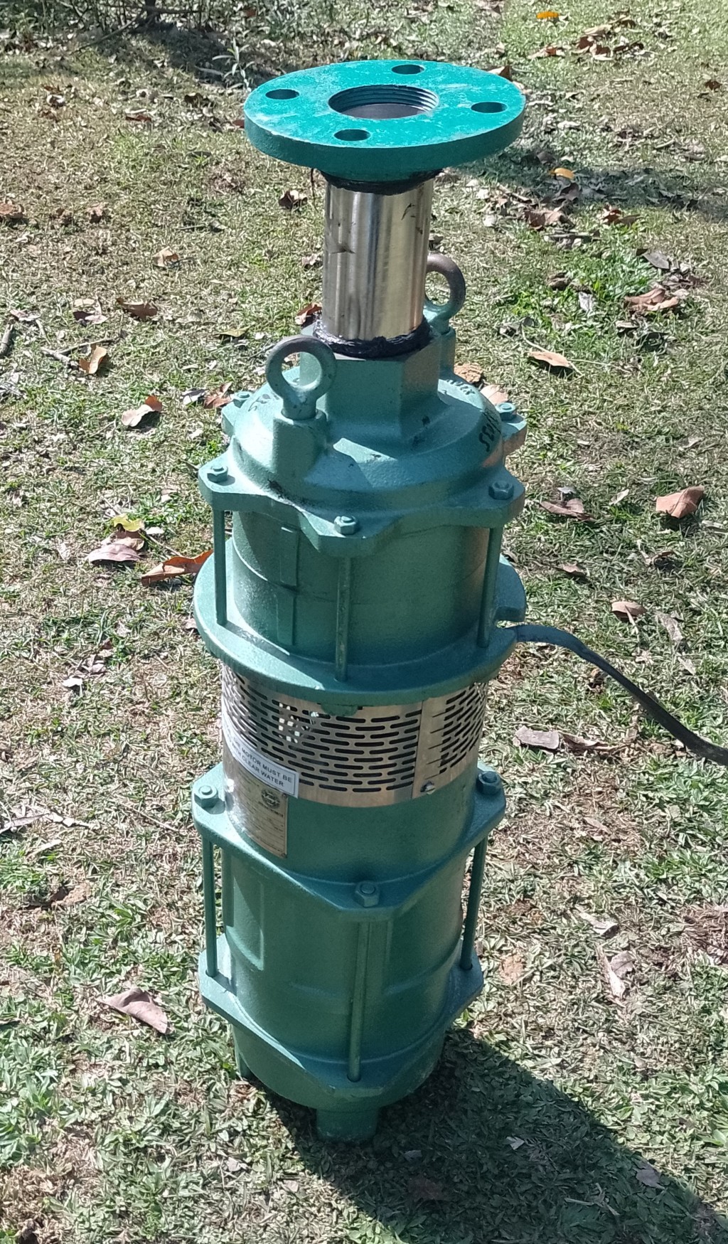 Monoblock vs. Submersible Pumps: Pros, Cons